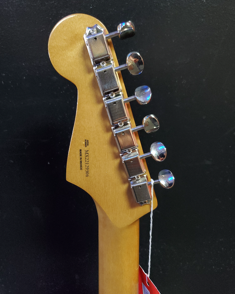 Fender Vintera 60s Stratocaster 3-Color Sunburst w/FREE Pro Set Up | Resyn