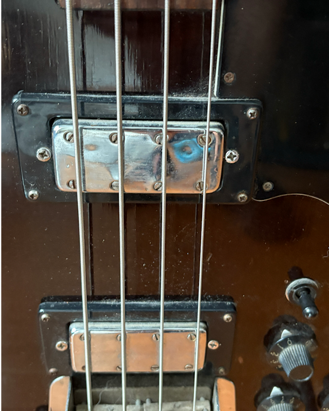 Life HEGB-5004 - 70's Vintage SG Bass | Resyn