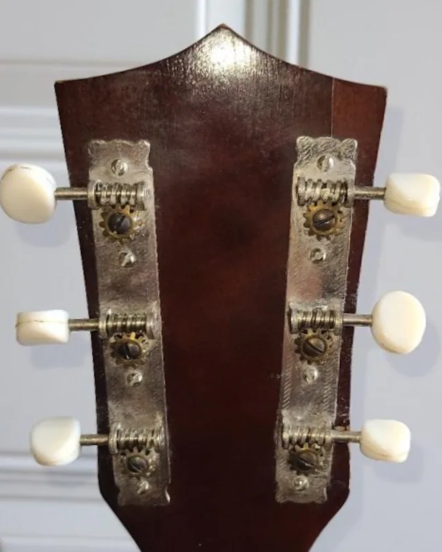 1961 to 1963 Kay Vanguard Model K102 | Resyn