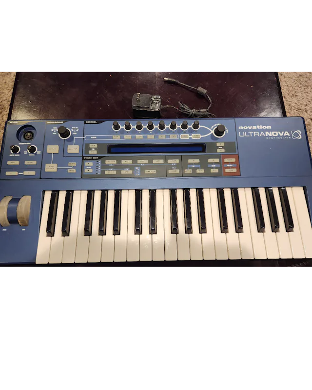 Novation Ultranova 37-key Virtual Analog Synth | Resyn