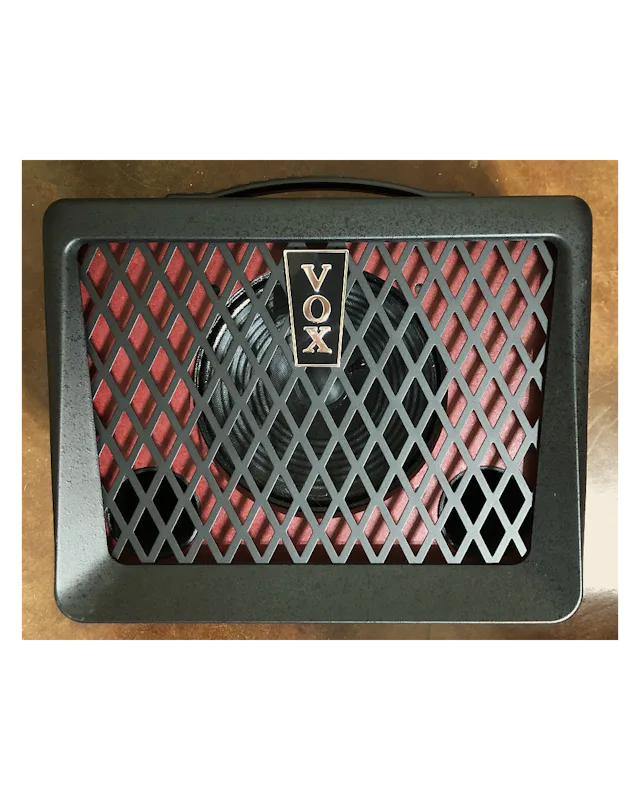 BASS AMP: Vox VX50 BA 50-watt | Resyn